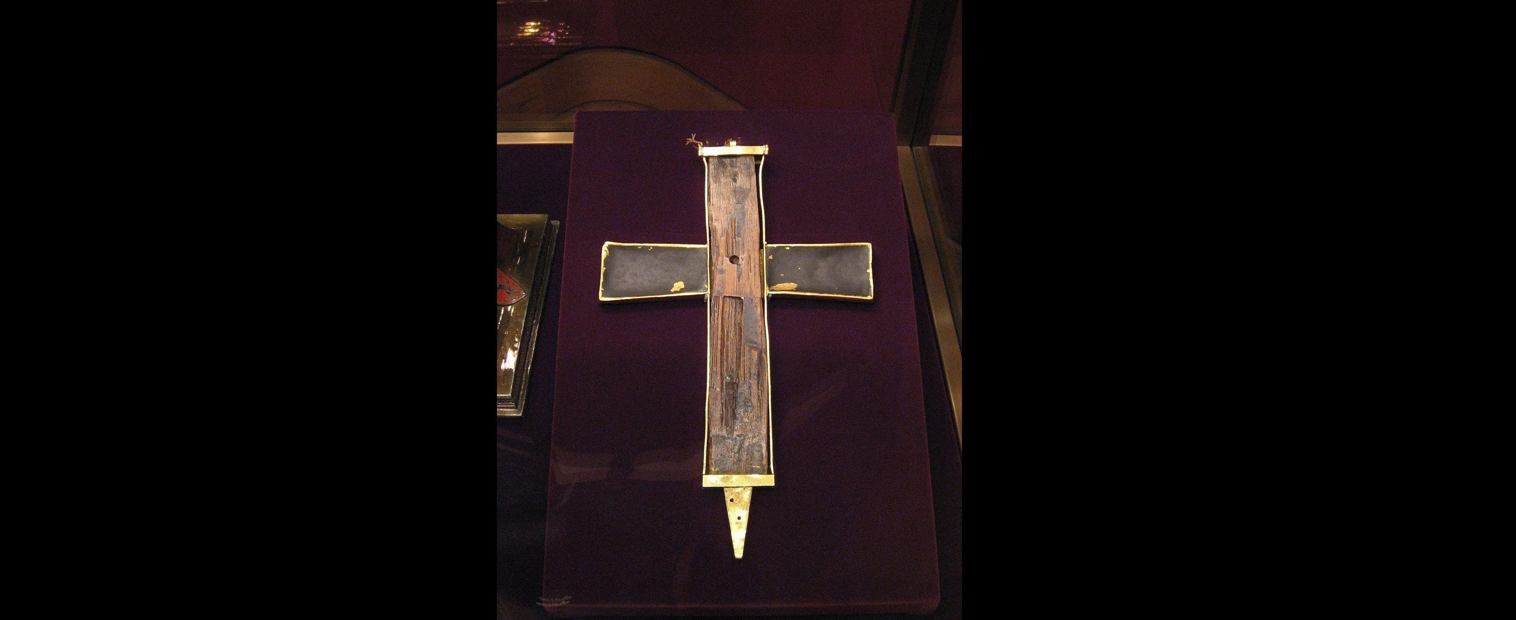 The relics of the true cross | RELICS