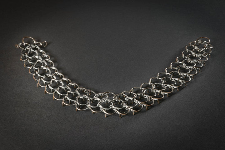 Instrumentos de penitencia y flagelación: cilicios y disciplinas. | RELICS